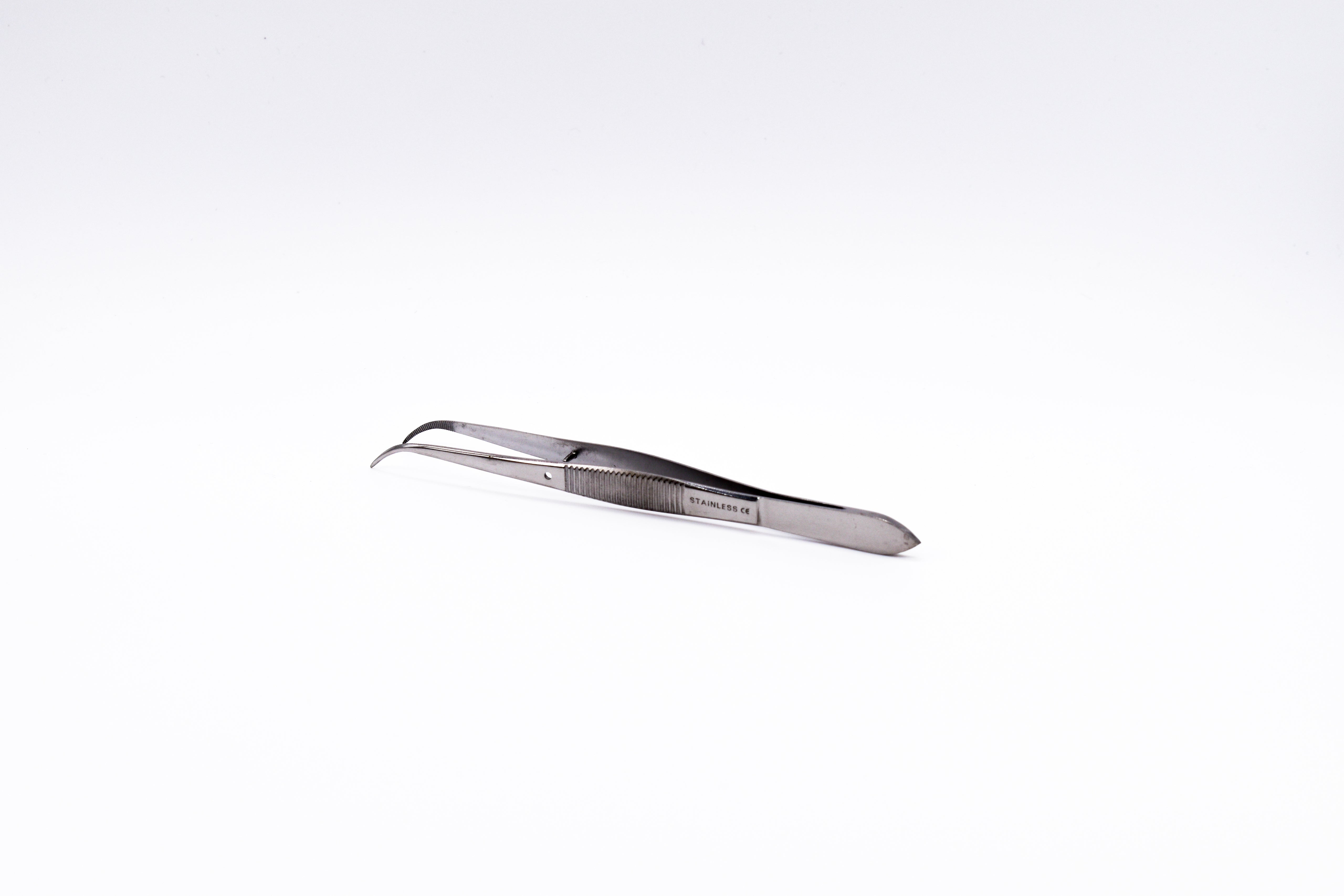 Forceps Fine Point G/P Curved - 4 ½" / 11cm / Single - Mediworld Ltd