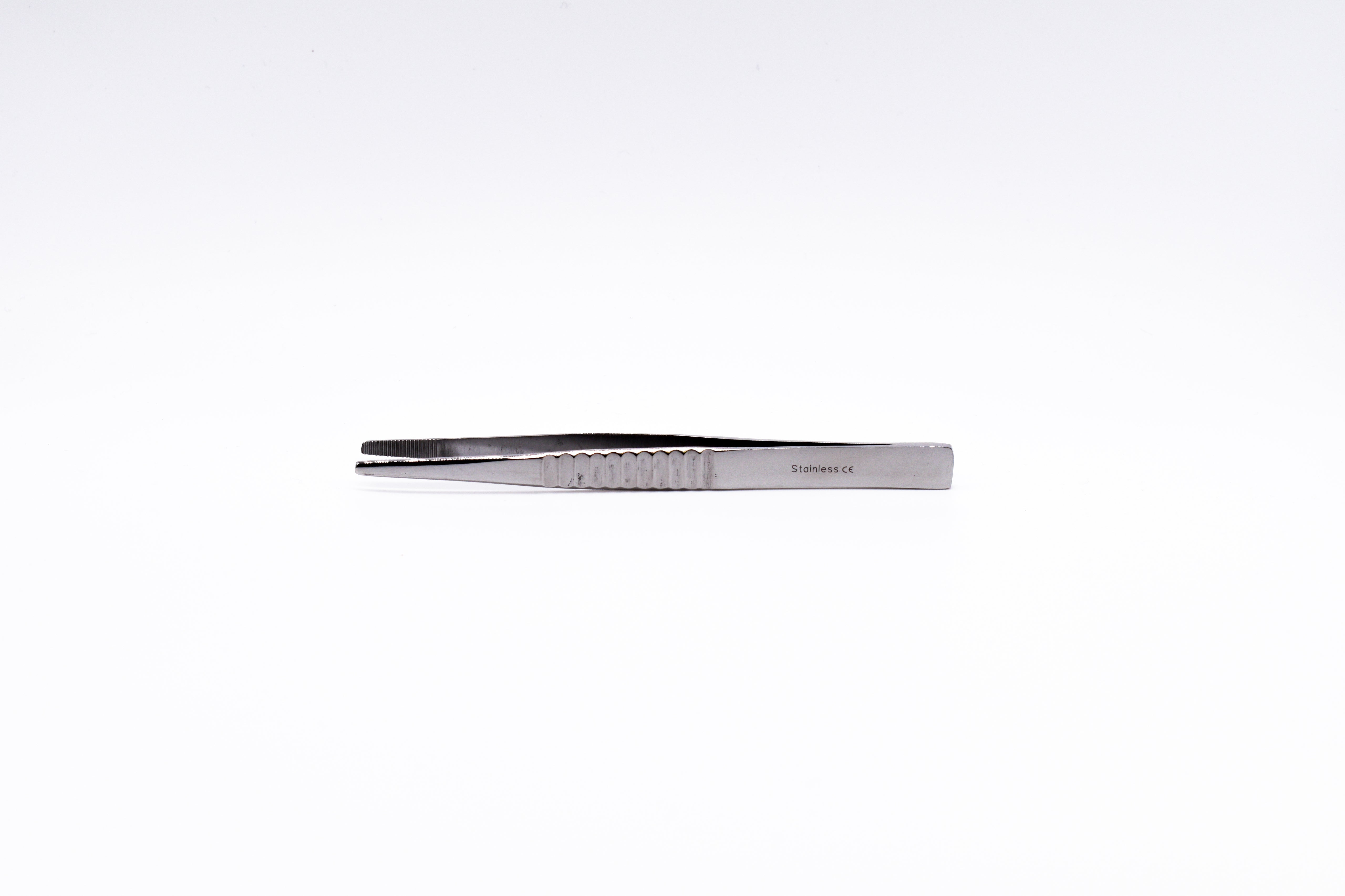 Blunt British Pattern Forcep - Mediworld Ltd