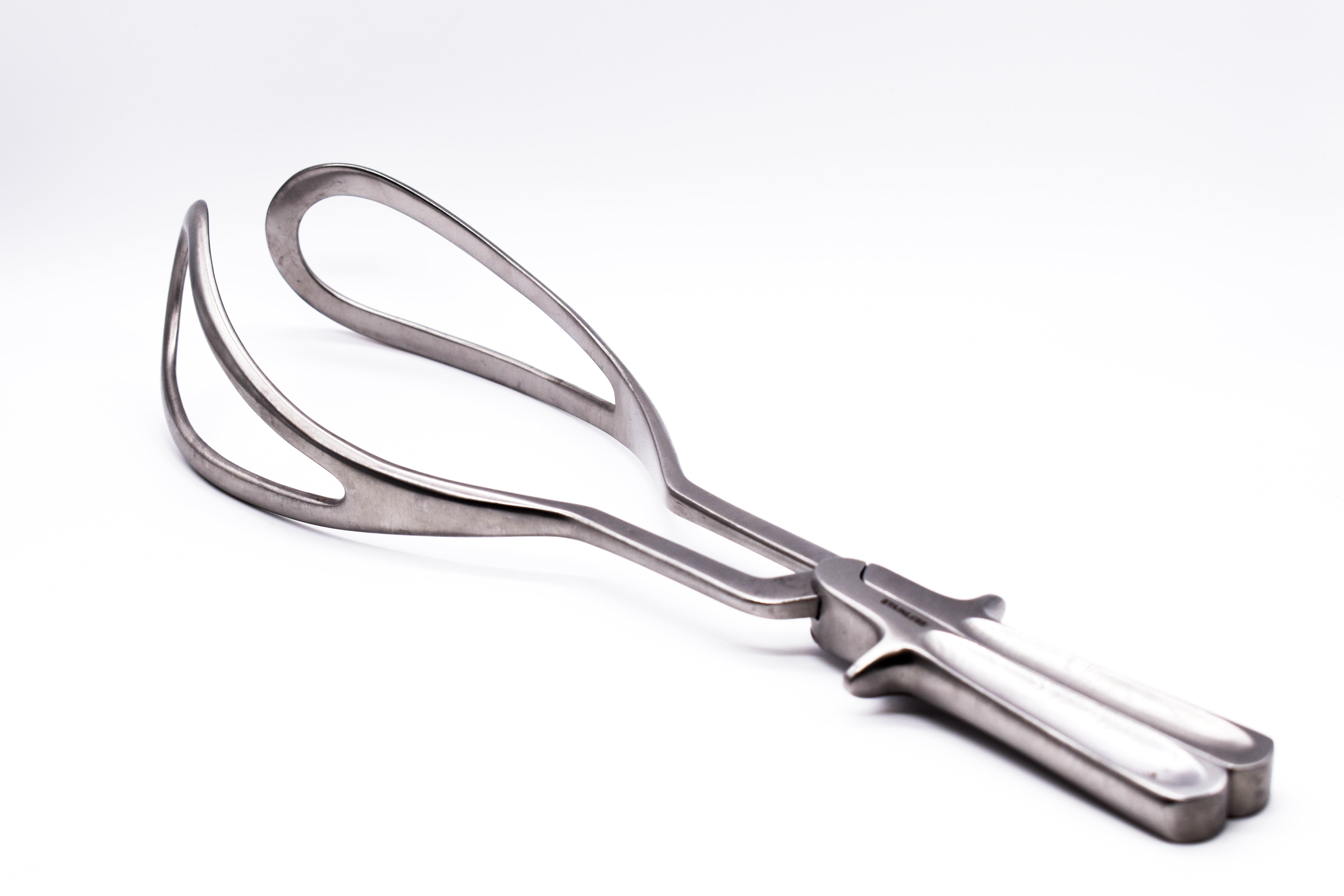 Obstetrical forceps store
